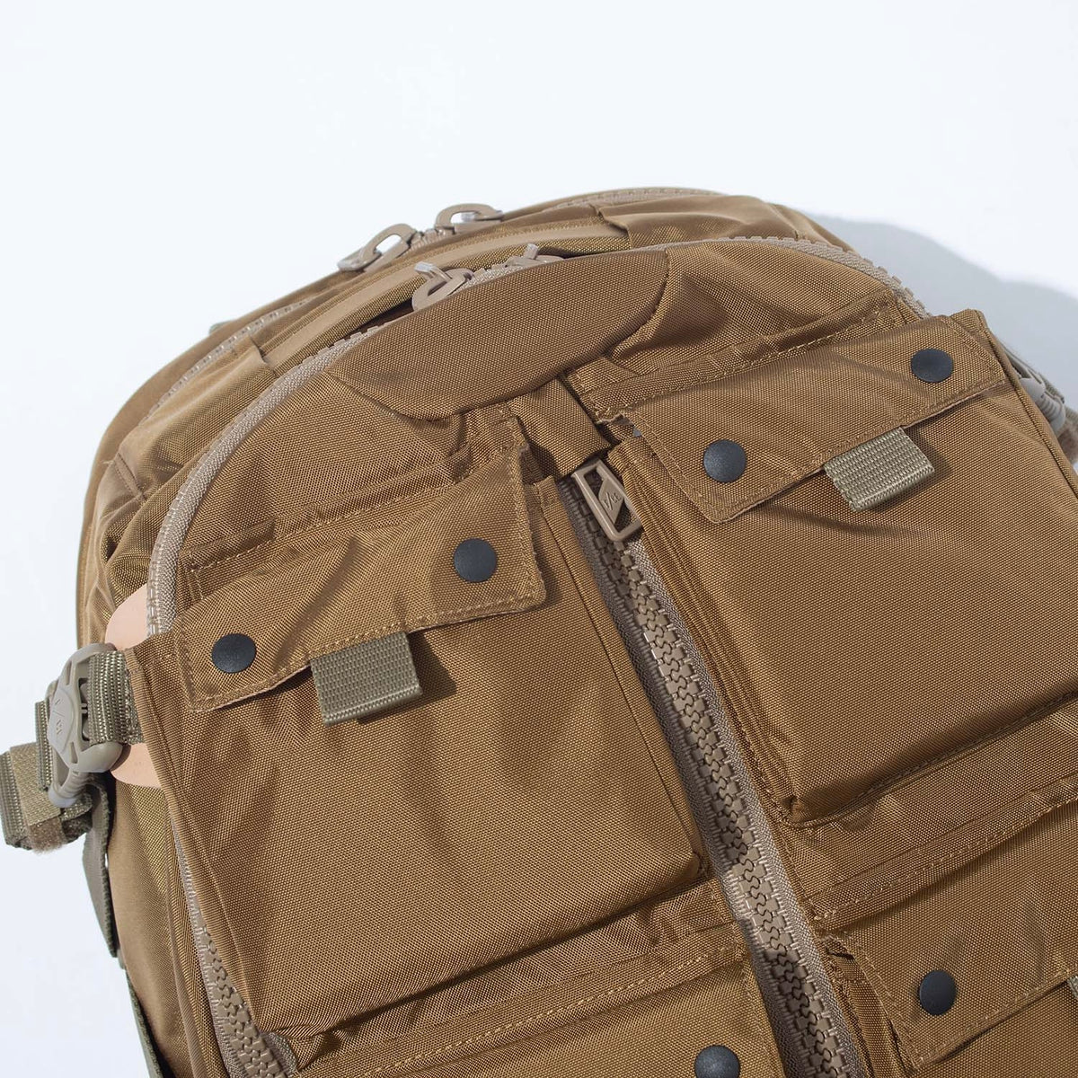 【F/CE.】420 re/cor TACTICAL BP BLACK – briwn